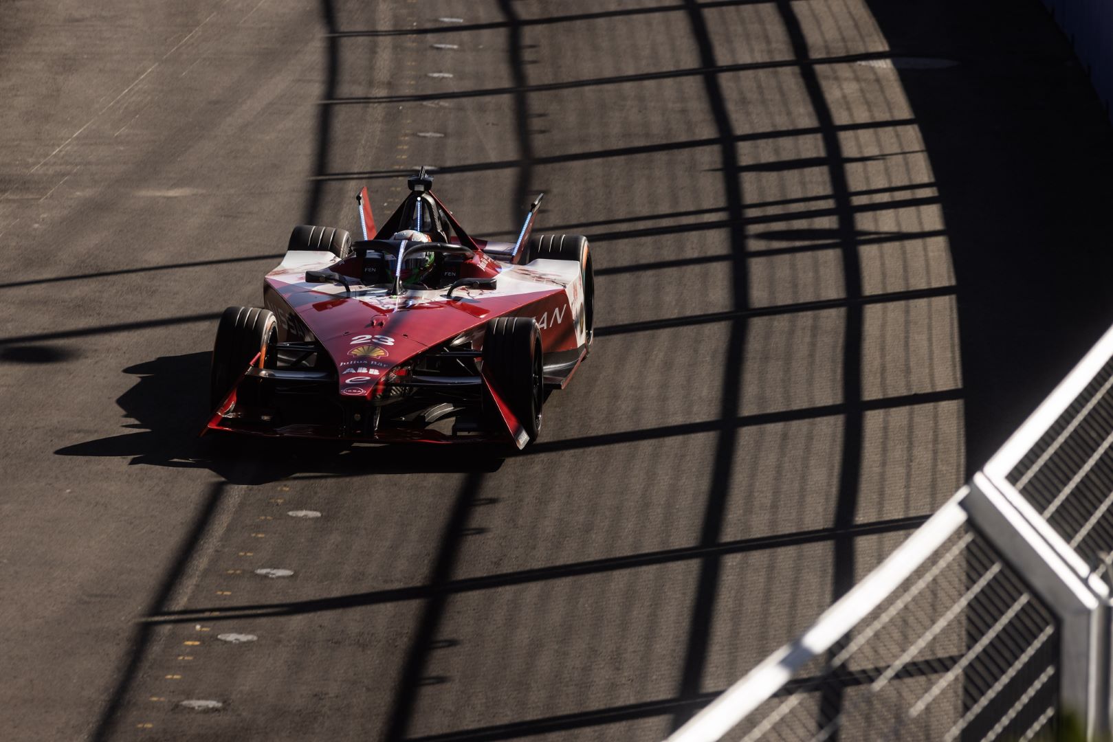 Fenestraz fires to fastest ever Formula E lap for pole in Cape Town