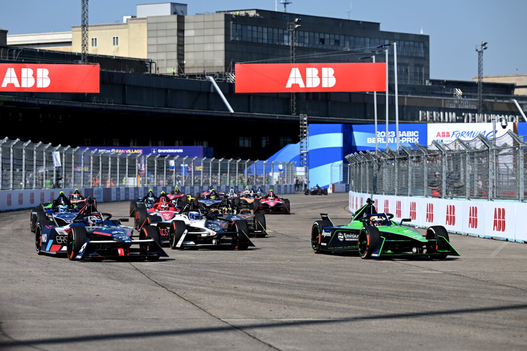 Oliver Askew and Saunders CB break down Berlin Round 8