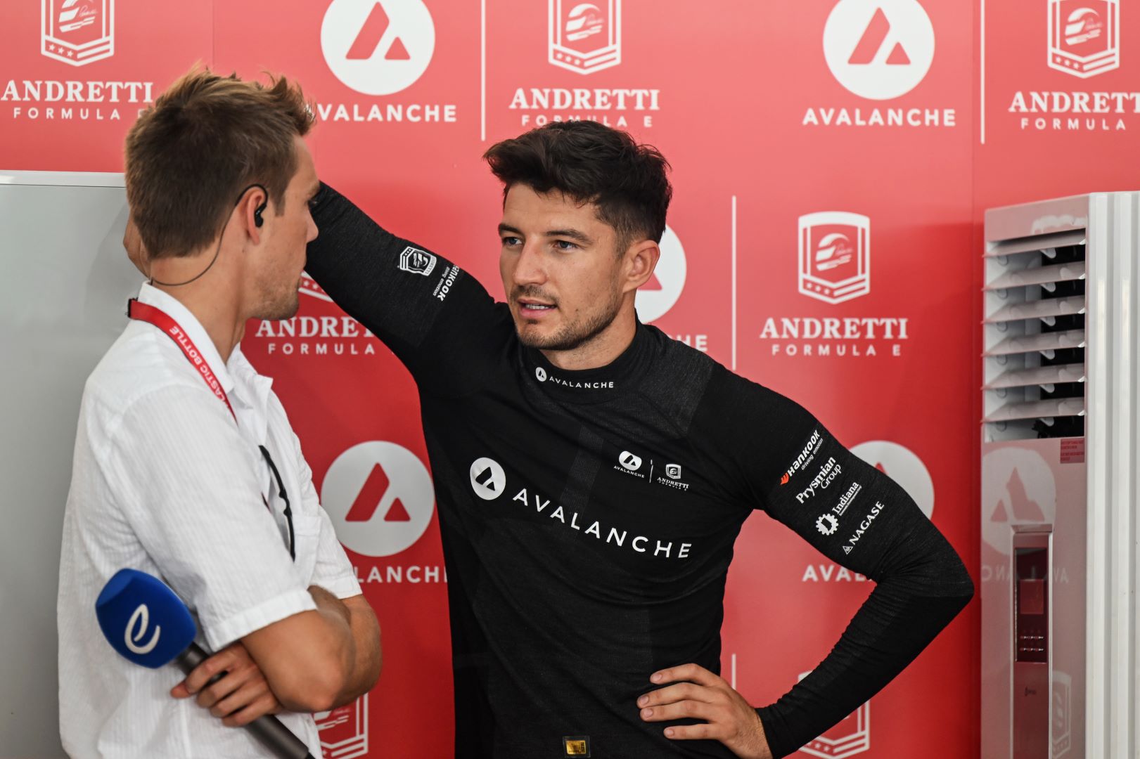 Dennis reacts to P2 ahead of Round 11