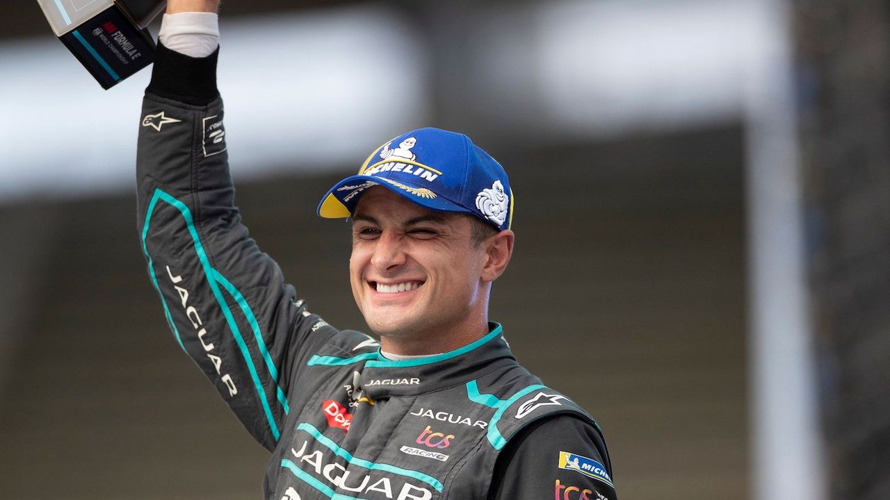 'Copy, paste' strategy for Evans as title fight goes down to the wire ...