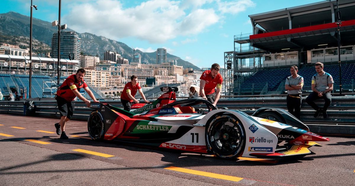 Di Grassi fastest in first practice of the morning in Monaco