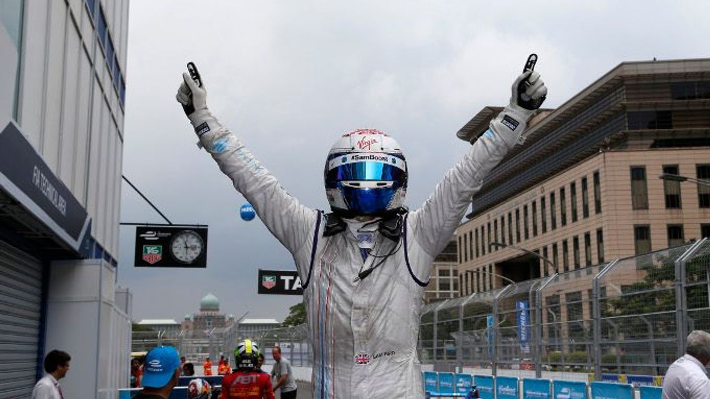 Sam Bird seals victory in the Putrajaya ePrix
