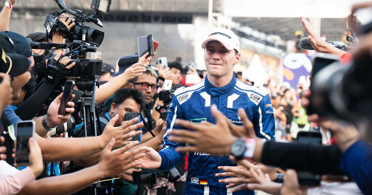 INTERNET REACTS: Gulavit Jakarta E-Prix