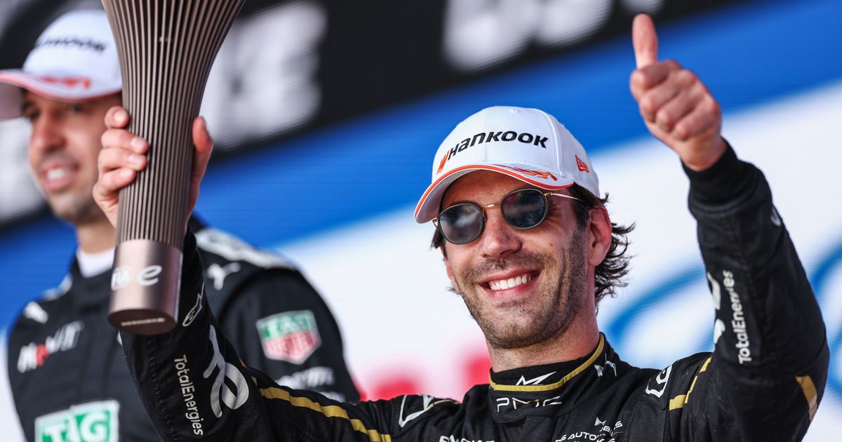 Vergne celebrates third place at Penske's home race in Portland